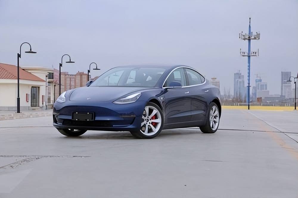 宽体轿跑不是吹出来的 C385高宽比和Model 3、ET5有一拼_搜狐汽车_搜狐网