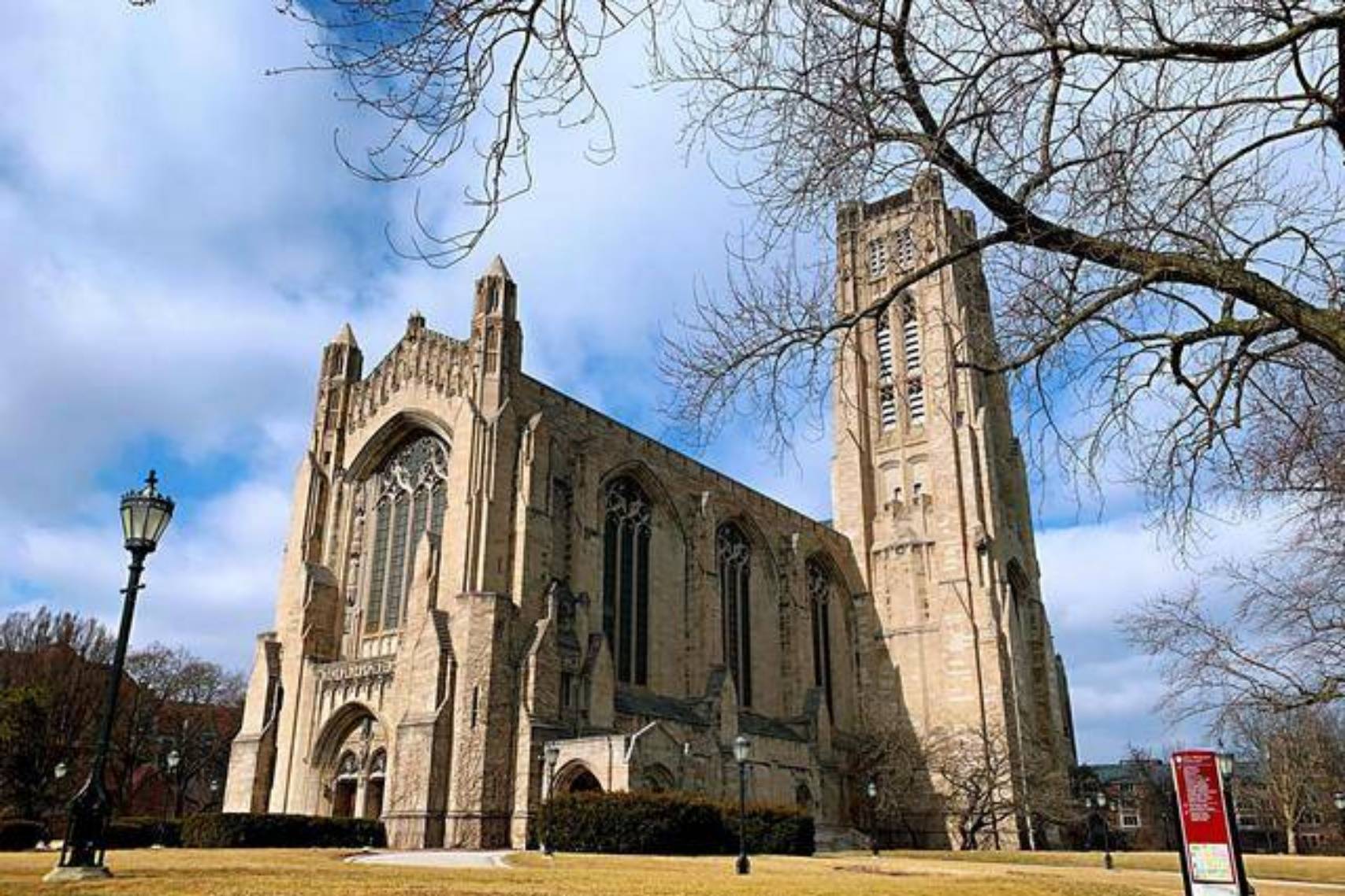 芝加哥大学读几年_研究_教育_留学