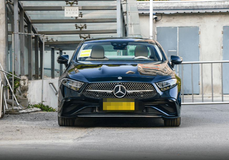 上汽奥迪A7L和CLS300该选谁？前者有主动空悬_搜狐汽车_搜狐网