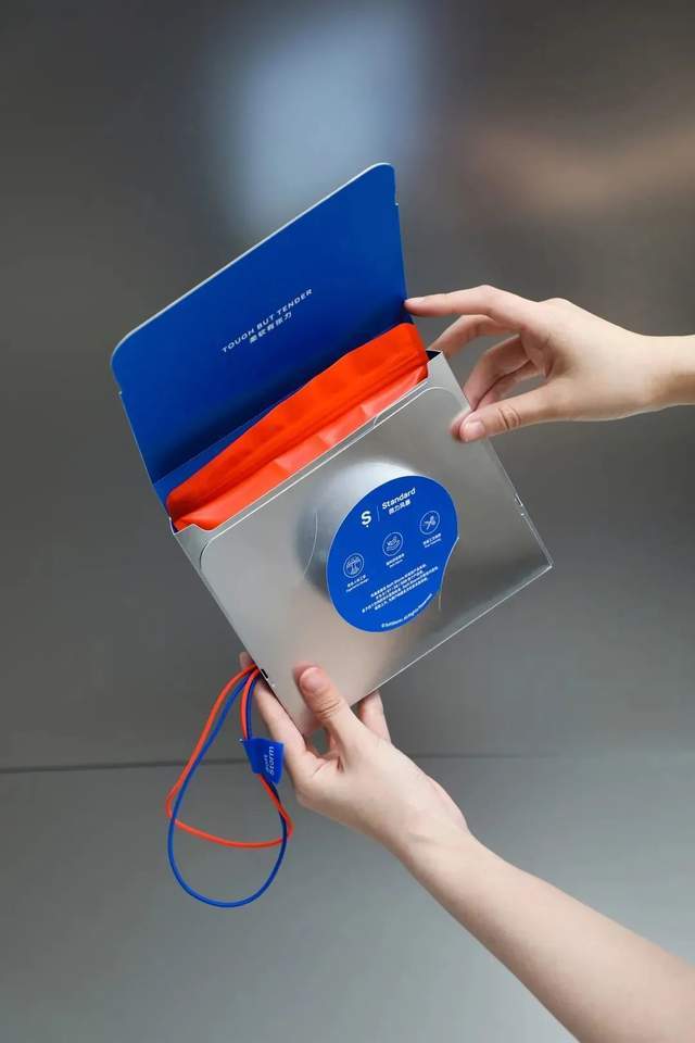 那些出圈品牌背后，站着这家「宝藏设计公司」_lowkey_design_包装