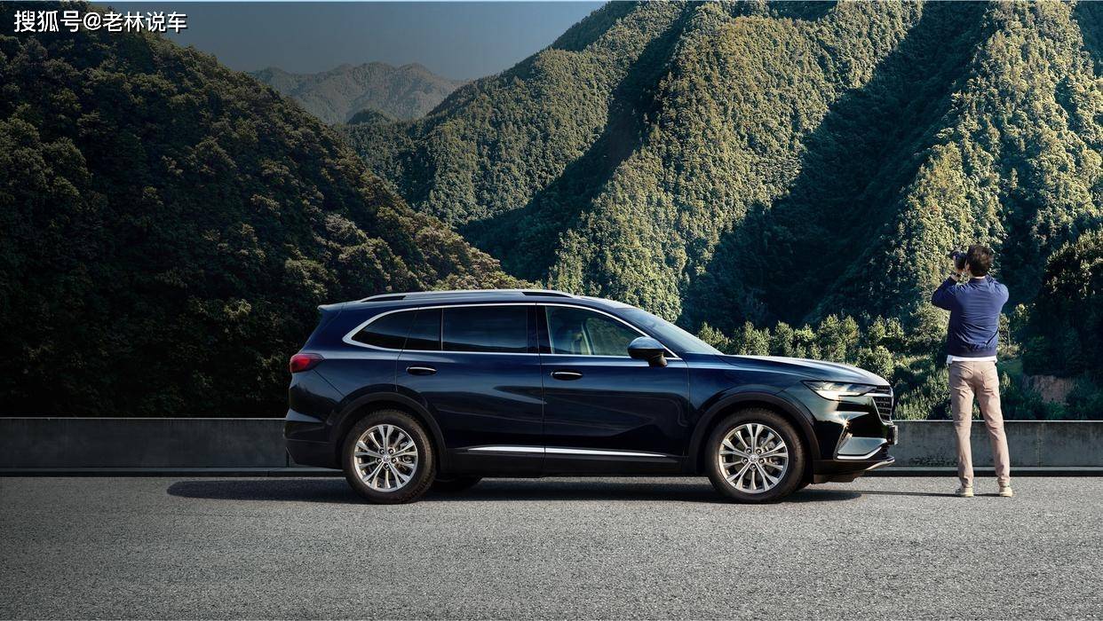 这才是高端SUV，车长超4米8，配2.0T+9AT，关上门鸦雀无声_搜狐汽车_搜狐网