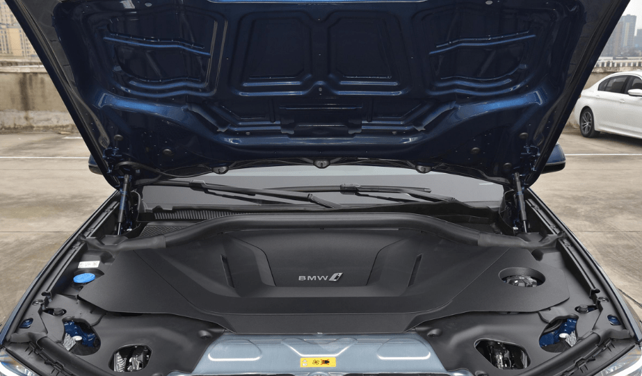 轴距近3米，上汽奥迪Q5etron比iX3空间大_搜狐汽车_搜狐网