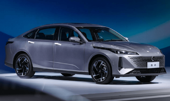 2022广州车展：定位A+级 引入纵横万象设计 长安逸达正式亮相_搜狐汽车_搜狐网