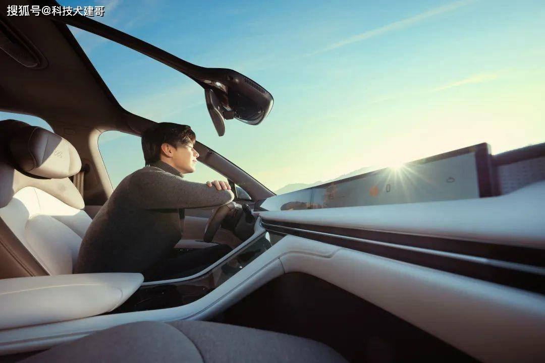 智己LS7正式对标特斯拉蔚小理；本田皓影e:PHEV通过工信部申报_搜狐汽车_搜狐网