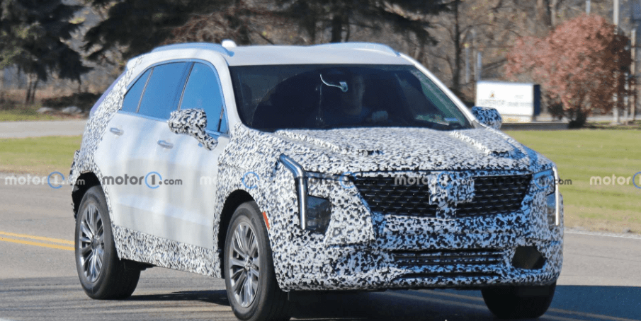 终于有科技感了，全新凯迪拉克XT4谍照曝光，搭载2.0T发动机_搜狐汽车_搜狐网