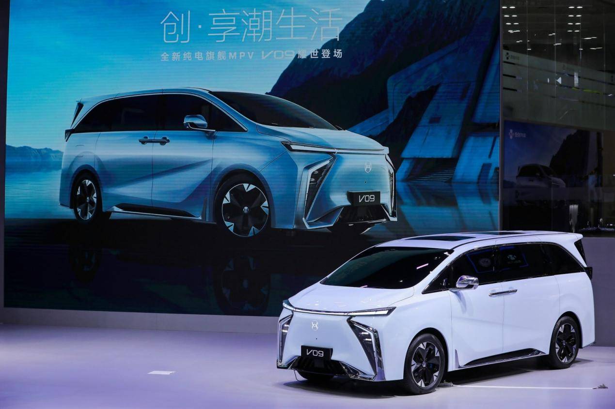 纯电MPV又添新战将，合创V09最长续航突破750km_搜狐汽车_搜狐网