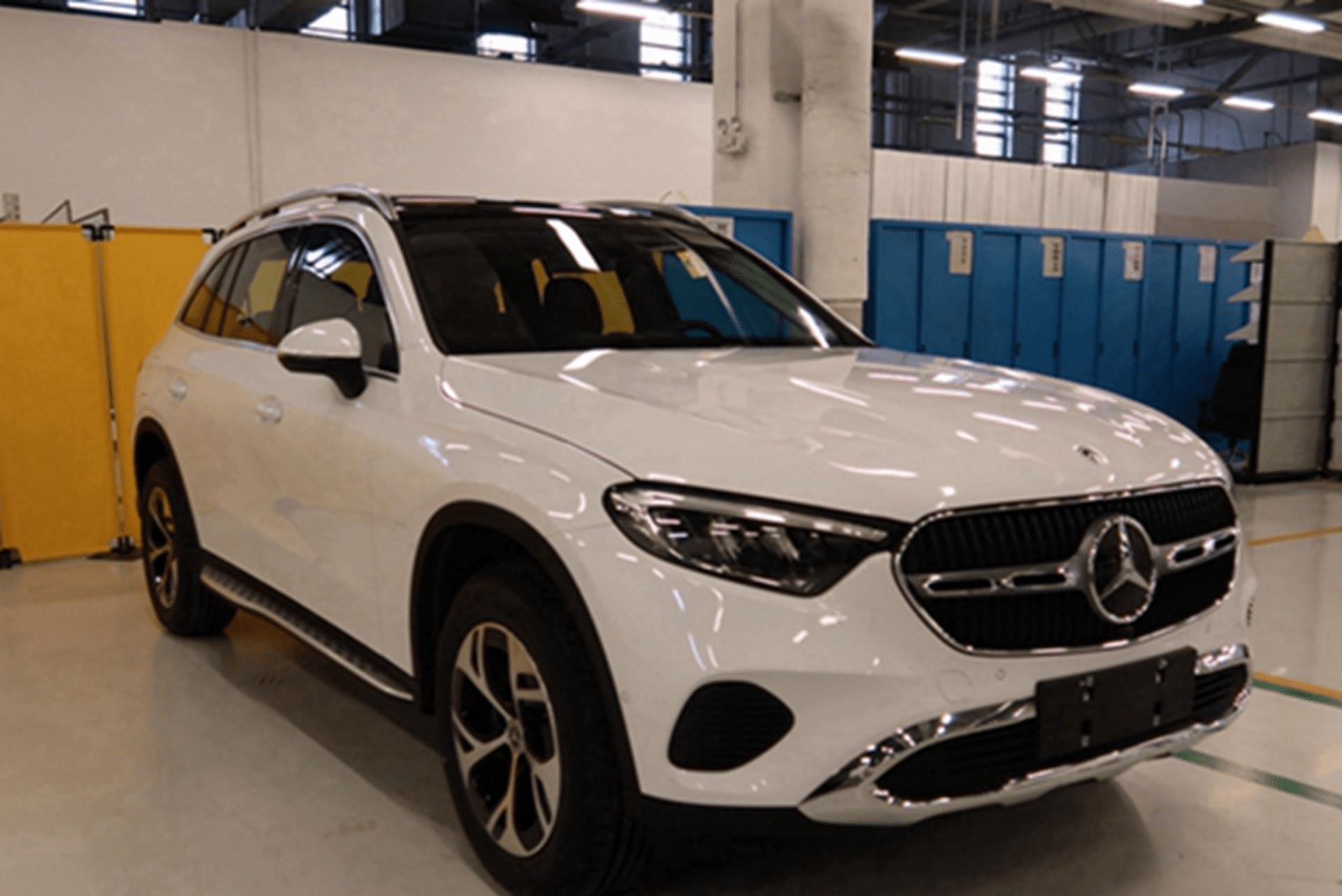 轴距2977mm 北京奔驰全新GLC下线 搭载2.0T发动机_搜狐汽车_搜狐网