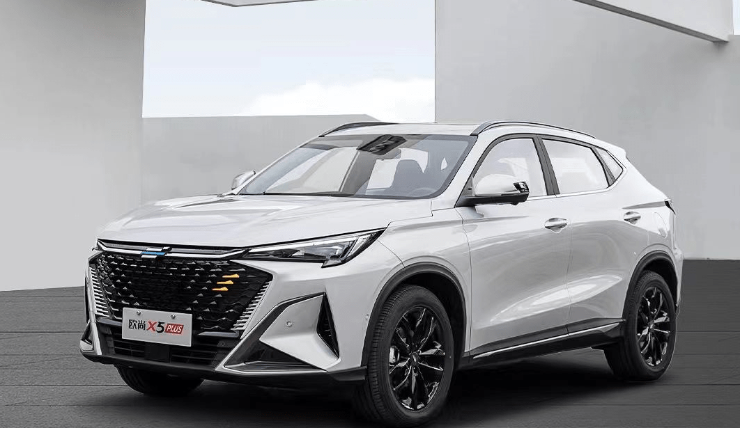 不到10万元！1.5T 188马力，油耗6.15L，四轮独立悬架，真香！_搜狐汽车_搜狐网