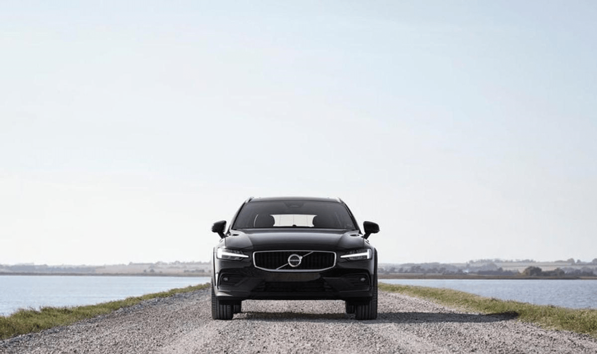 定位中型车，搭载2.0T+7挡湿式双离合，解析旅行车沃尔沃V60_搜狐汽车_搜狐网