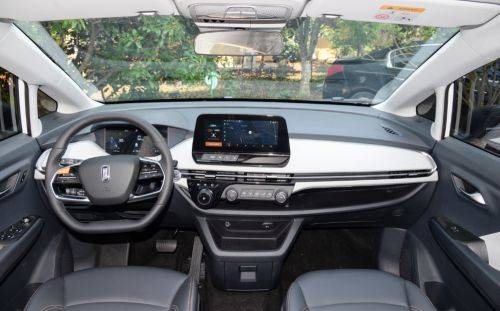 20万以内大空间更智能，睿蓝枫叶80v PRO和奔腾NAT你选谁？_搜狐汽车_搜狐网