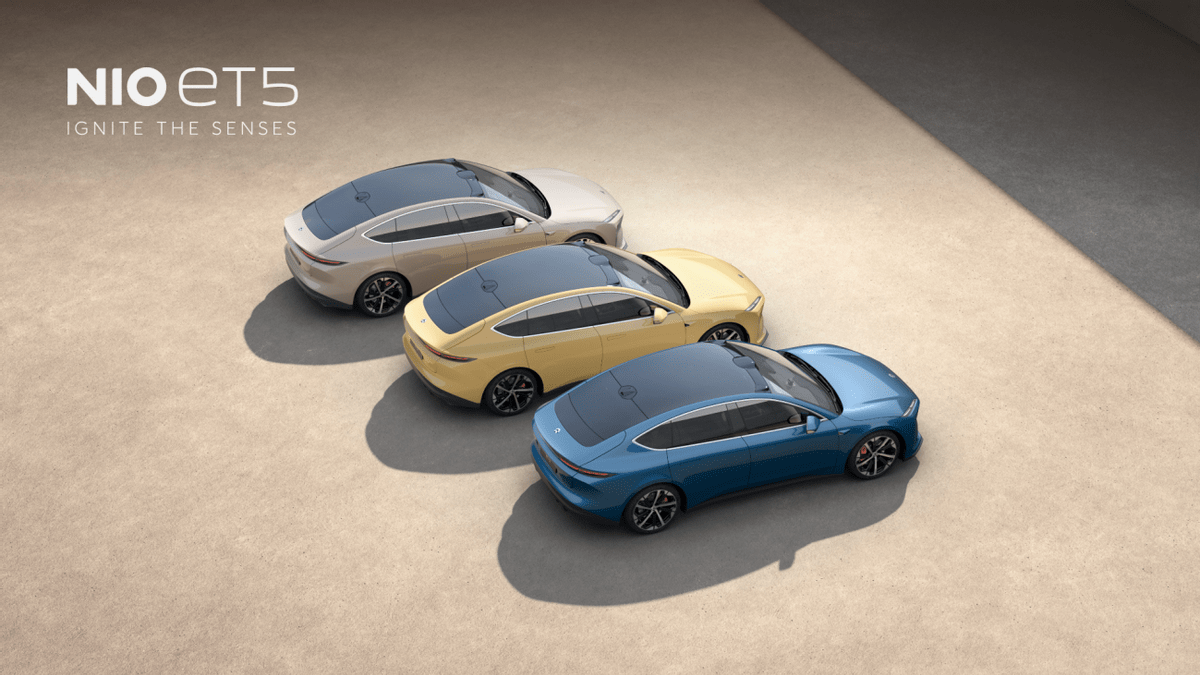 年轻人的dream car应该符合时代特征，老宝马和新蔚来我选ET5_搜狐汽车_搜狐网