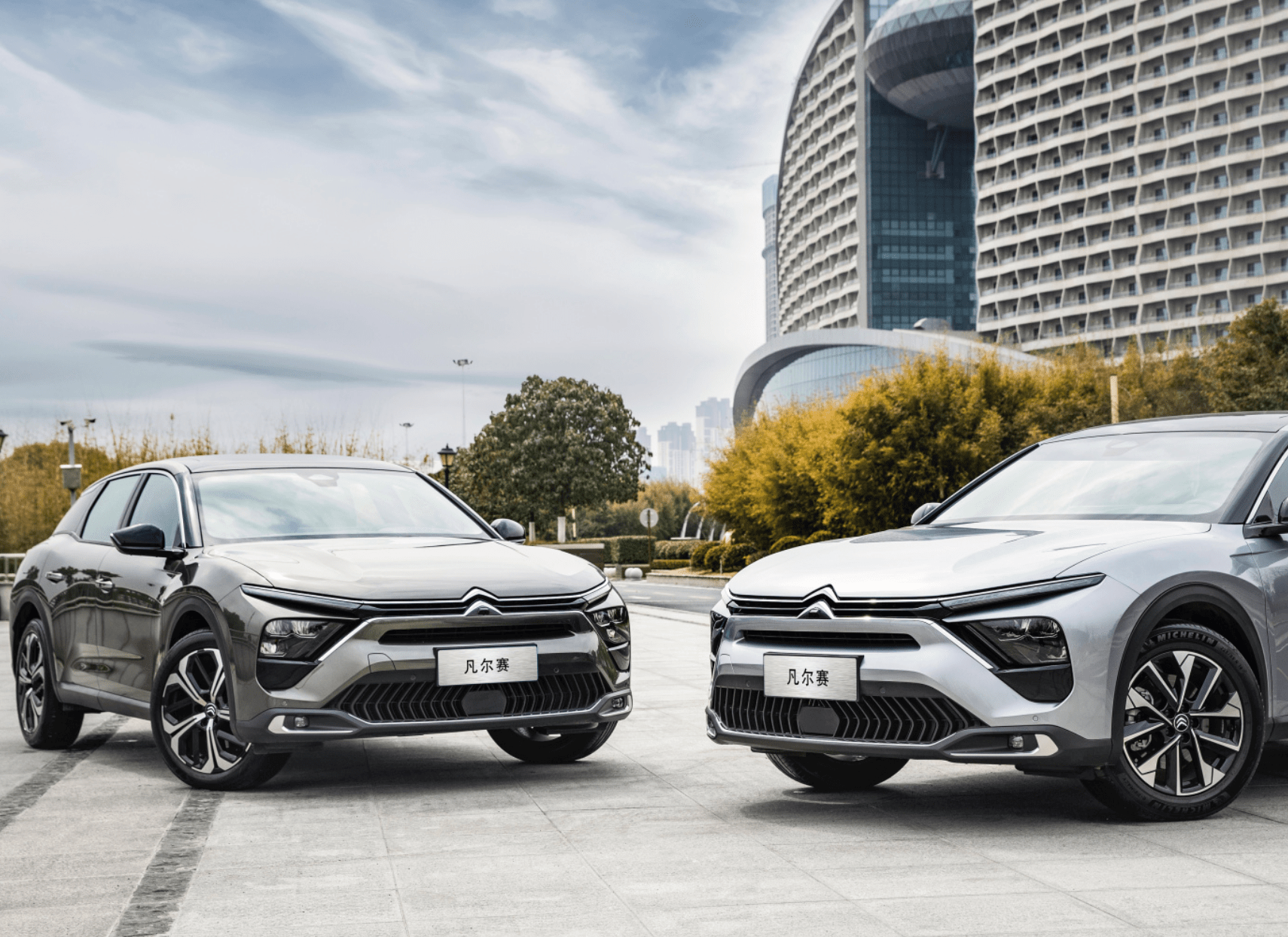 16万级颜值无敌手？全新标致408X即将到来 将成法系爆品！_搜狐汽车_搜狐网