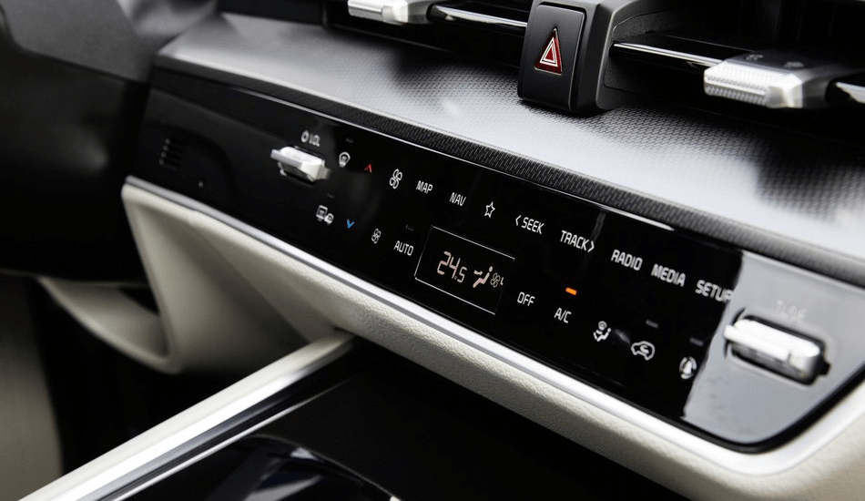 彻底抛弃7AT，配2.0T车型还配有四驱系统，2023款起亚新车登场_搜狐汽车_搜狐网