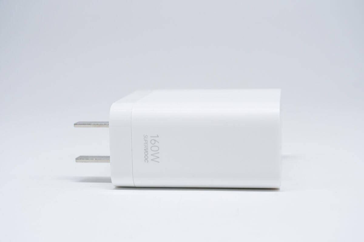 满血性能加持，160W+4800mAh续航新体验，一加 ACE Pro手机评测_充电_Ace_设计