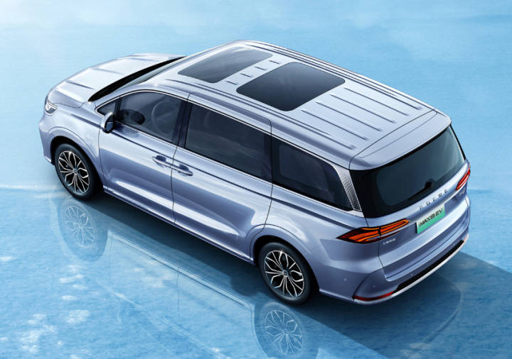 新能源高端MPV对比：岚图梦想家VS荣威iMAX8 EV_搜狐汽车_搜狐网