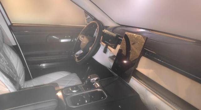 路虎揽胜极光平替？7月或上市，奇瑞轻越野SUV TJ-1谍照曝光_搜狐汽车_搜狐网