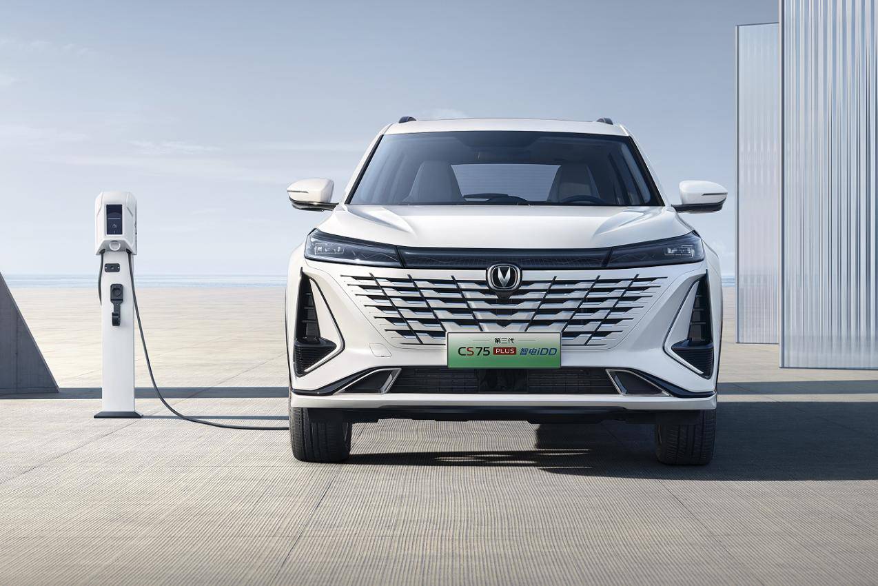 真正满足可油可电！长安CS75PLUS 智电iDD正式亮相_搜狐汽车_搜狐网