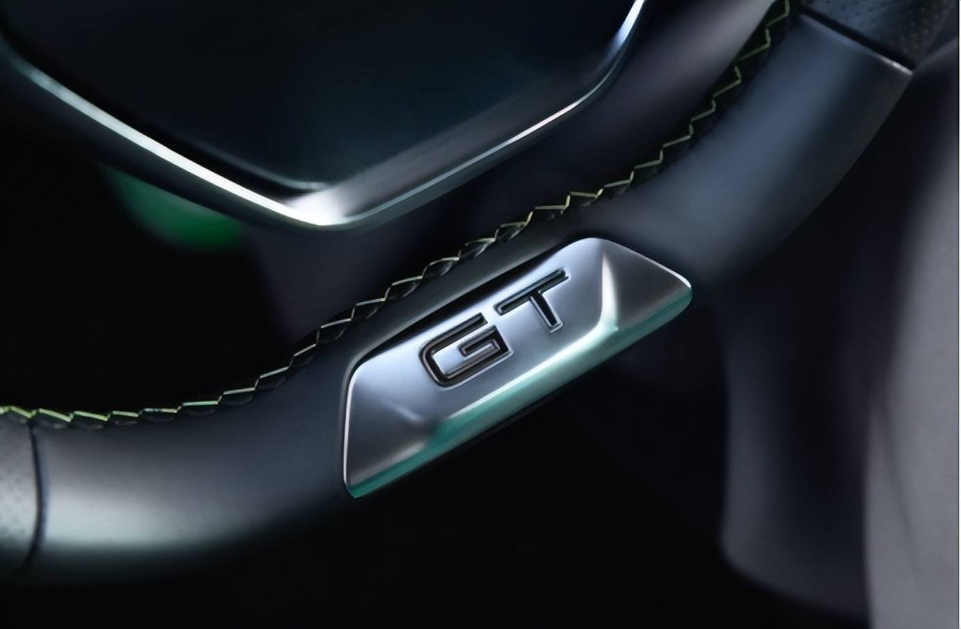 价格一步到位，东风标致408X预售价14.57万起，诚意满满！_搜狐汽车_搜狐网