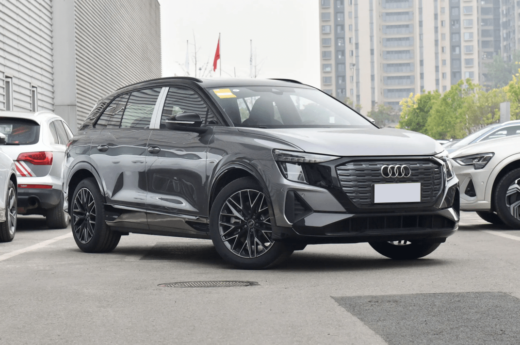 豪华中大型纯电SUV，车长超4.8米，豪横的Q5etron行不行？_搜狐汽车_搜狐网