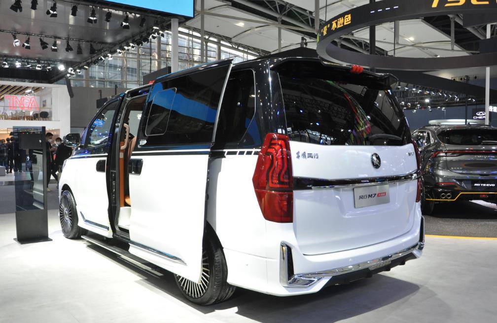 东风风行M7大师版，2.0T+8AT，长5米1多，网友：可惜外观欣赏不来_搜狐汽车_搜狐网