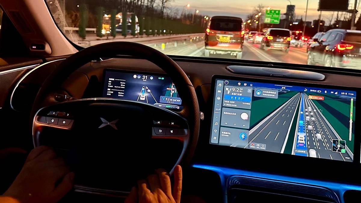 能实时搭建高精地图，但避障方面有硬伤？解析小鹏XNGP_搜狐汽车_搜狐网