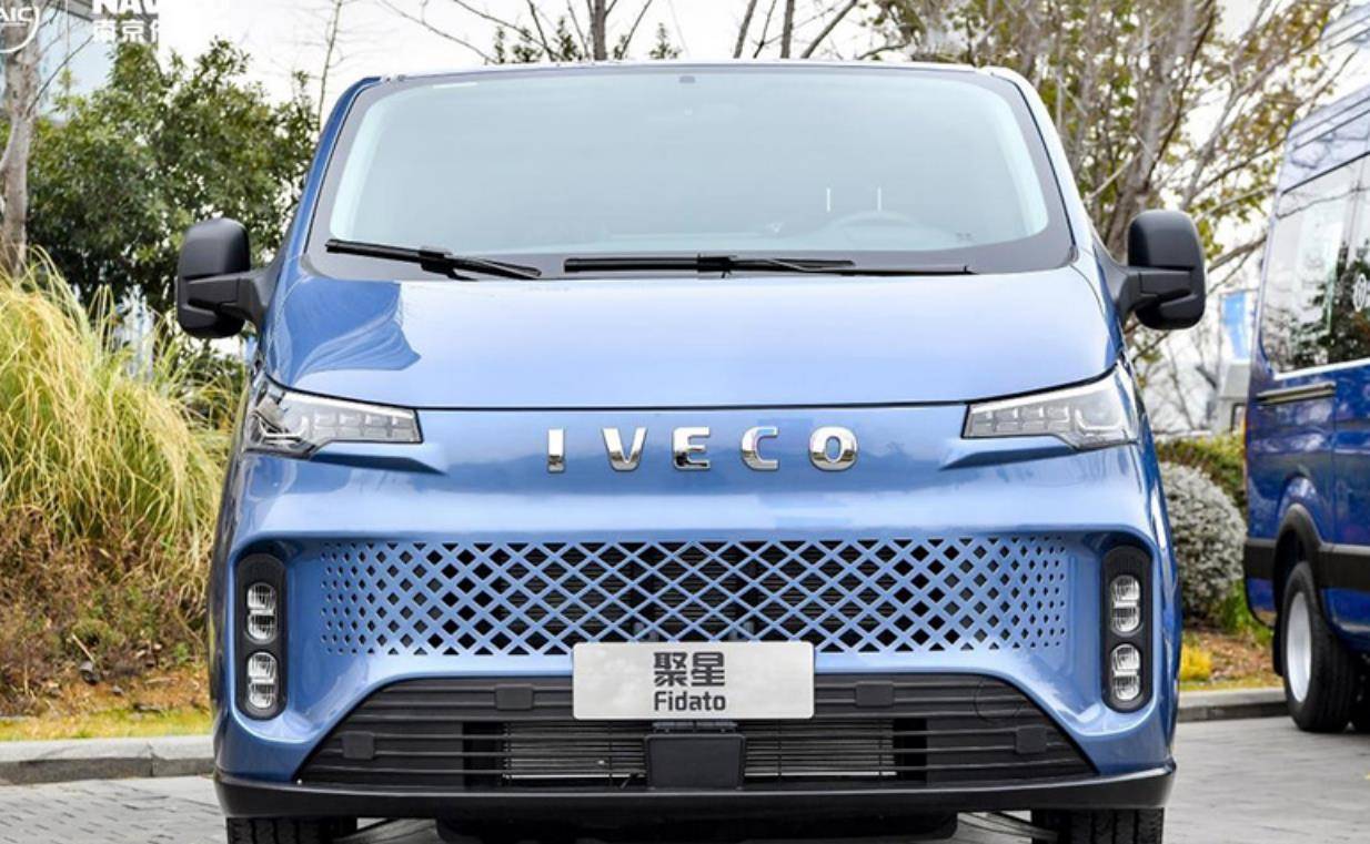 外观更年轻，依维柯聚星申报图曝光，搭载2.0T+9AT_搜狐汽车_搜狐网