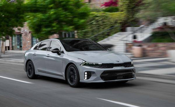 【韩系动向951】起亚K5中期改款曝光，这颜值不比雅阁强？_搜狐汽车_搜狐网