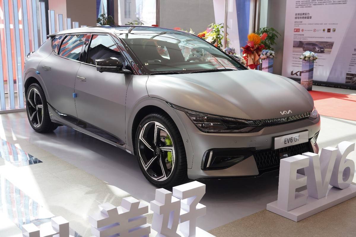 EV6 GT强势助阵 河南广发起亚SI 2.0旗舰店盛大开业_搜狐汽车_搜狐网