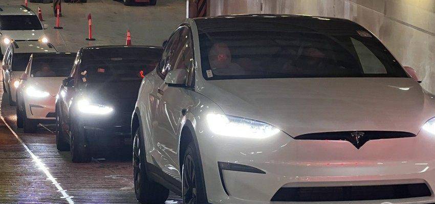 特斯拉在欧洲交付全新Model SX，或配备最新自动驾驶硬件_搜狐汽车_搜狐网