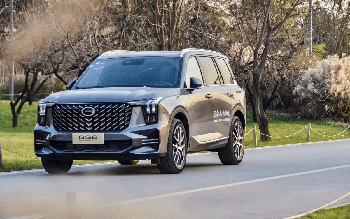 联合引擎｜奔驰同款三联屏＋8AT，全新一代星途揽月终于懂豪华了？_搜狐汽车_搜狐网