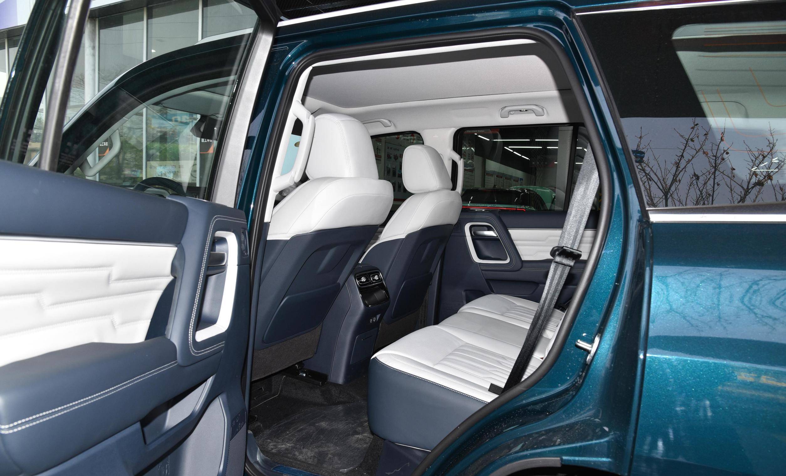 售价24.58万元起，北京越野BJ60新车型上市，坦克500同级_搜狐汽车_搜狐网