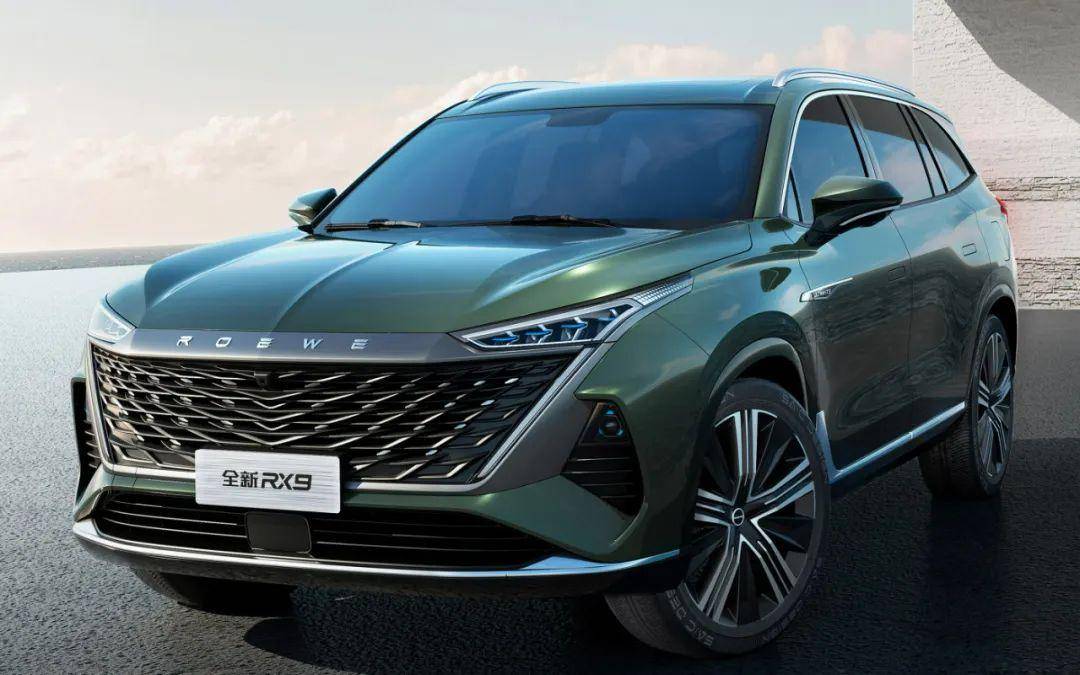 标配2.0T + 9AT，长近5米配7座，座椅通风＋按摩，还配47寸大彩电！_搜狐汽车_搜狐网