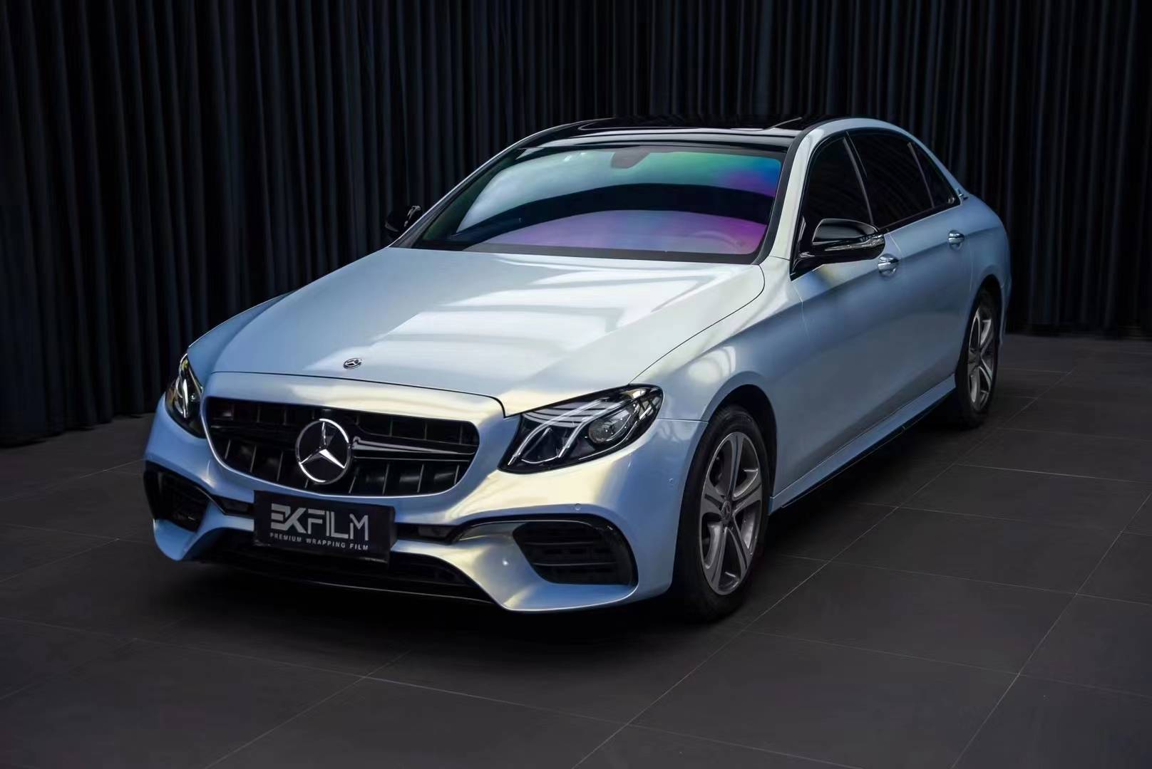 奔驰E300-EKFILM改色膜远峰蓝魅金（亮），朦胧又梦幻_搜狐汽车_搜狐网