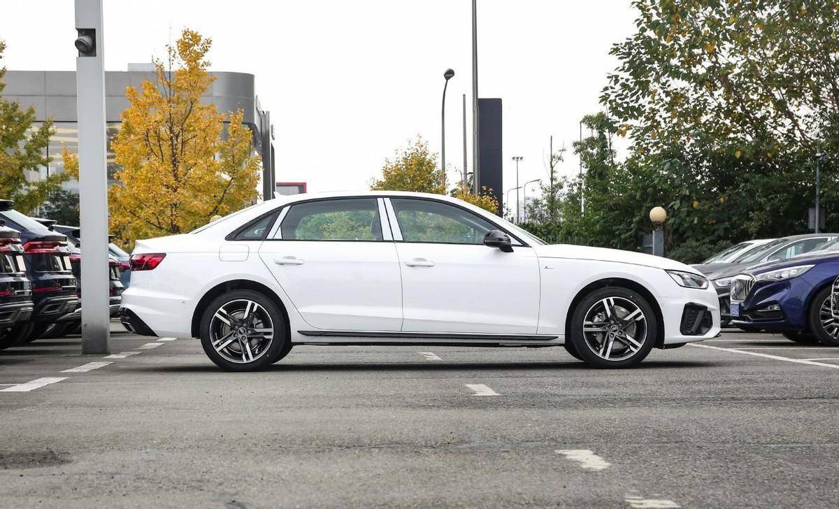 “价格战”持续进行！2023款奥迪A4L最大降幅超7万，性价比再提升_搜狐汽车_搜狐网