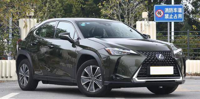最便宜雷克萨斯电动SUV？全系L2级辅助驾驶，带你看UX新能源_搜狐汽车_搜狐网