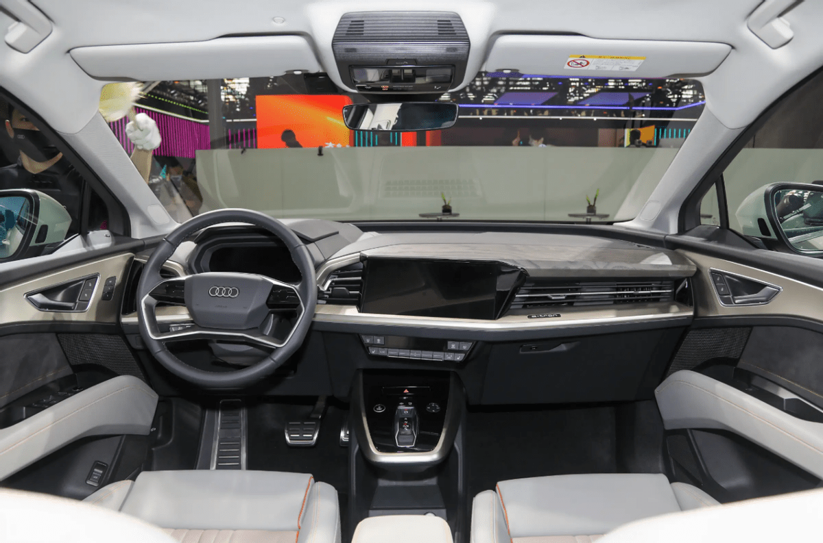 30万预算，想要豪华中大型纯电SUV，Q5etron没有对手_搜狐汽车_搜狐网