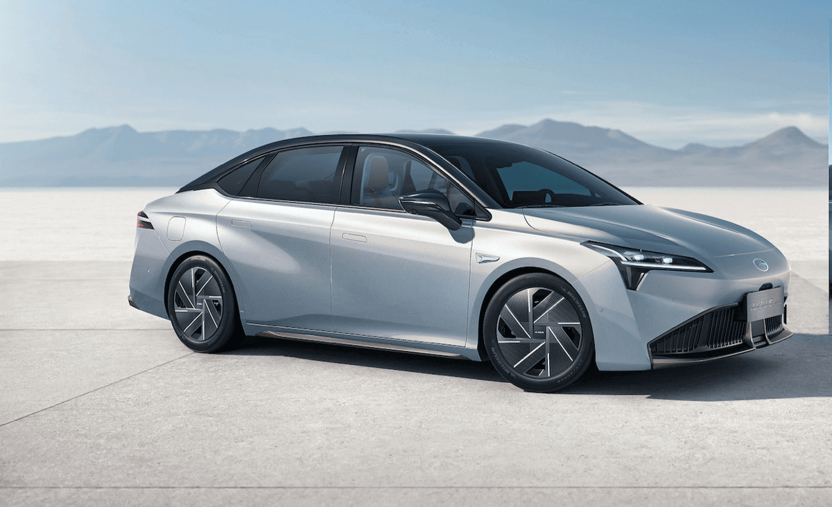 智能化对比谁更强？零跑C01 PK AION S plus_搜狐汽车_搜狐网