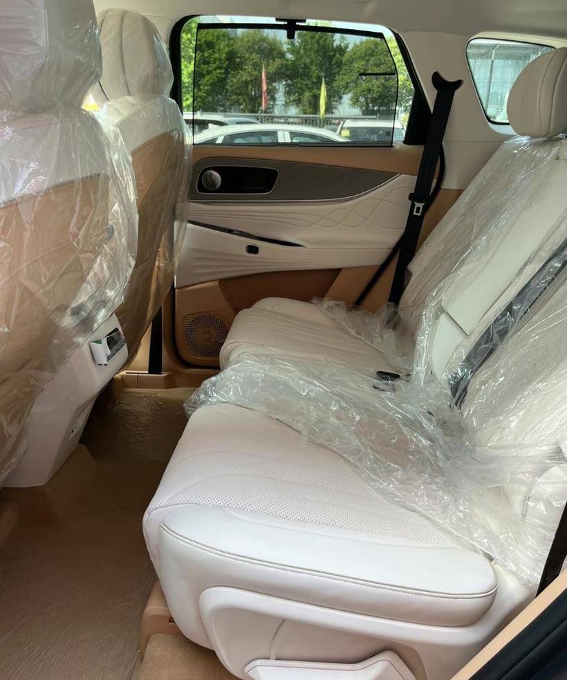 全新奇瑞瑞虎9到店，内饰像奔驰，搭载2.0T+爱信8AT，预售16万起_搜狐汽车_搜狐网