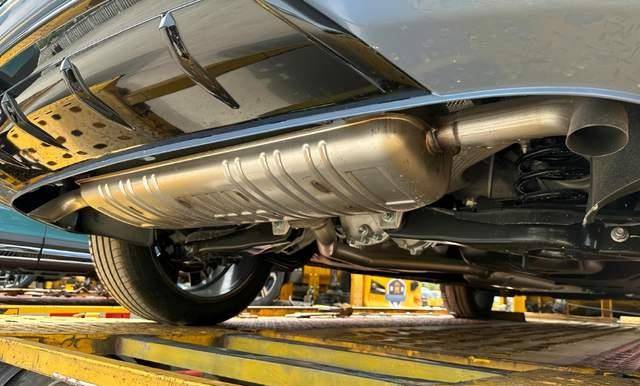 2023款红旗HS5实拍曝光，换高功率2.0T，换8AT，内饰升级更大气_搜狐汽车_搜狐网