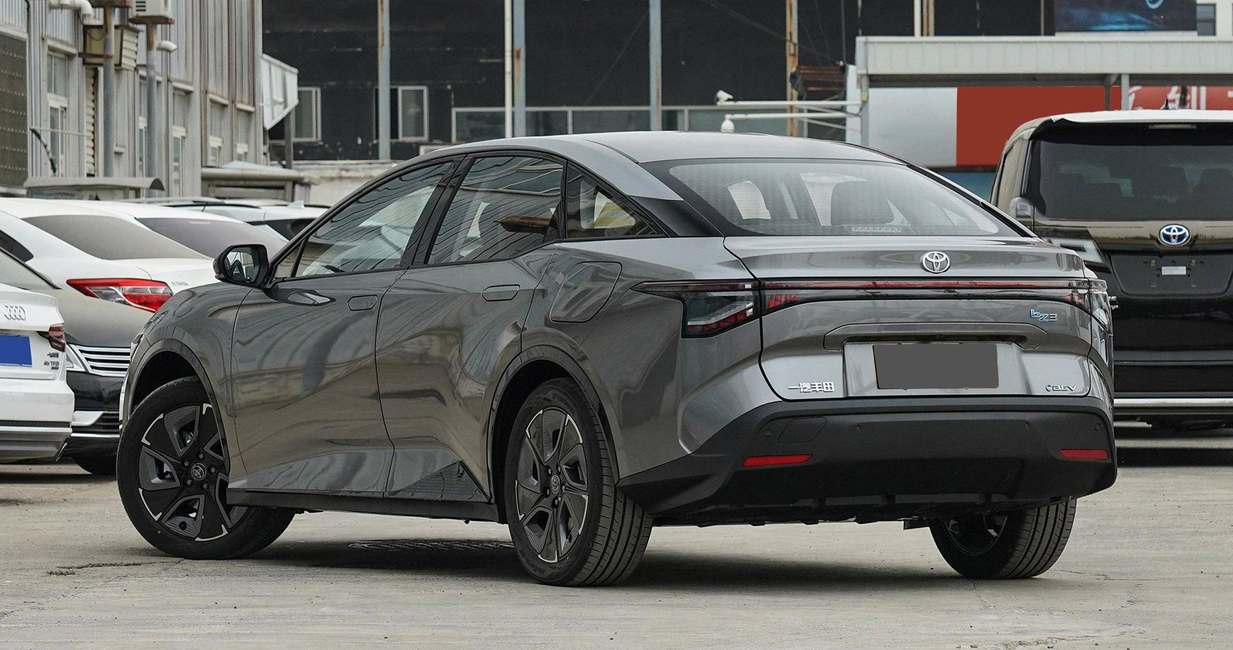 16.98万元起售，外观时尚动感，丰田bZ3产品力如何？_搜狐汽车_搜狐网