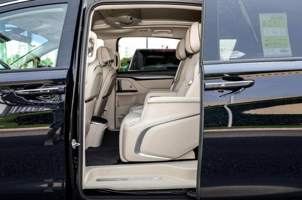 40万预算选择哪款MPV？腾势D9 DM-i对比别克GL8，究竟谁表现更强？_搜狐汽车_搜狐网