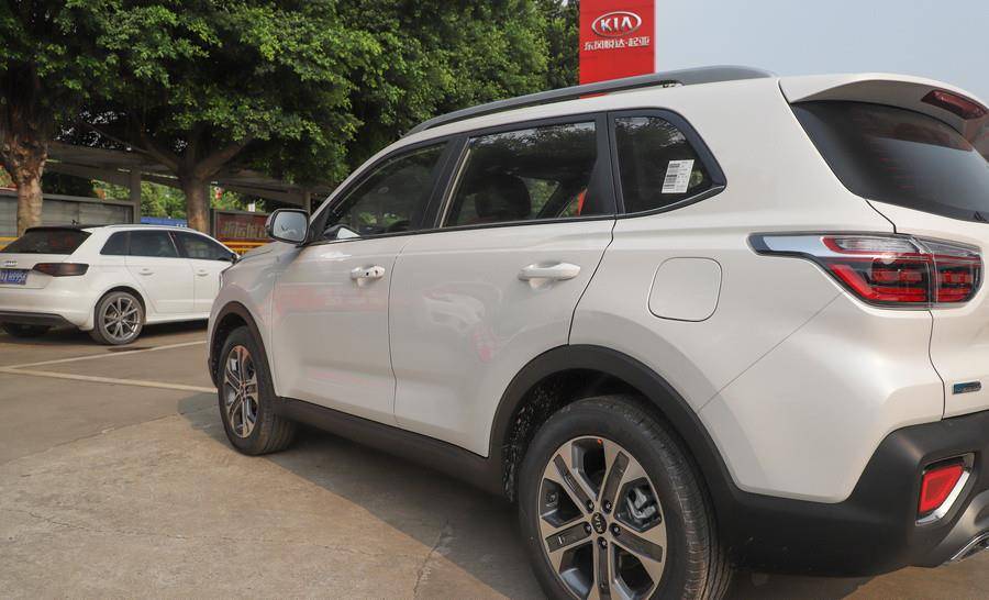 别盯着H6了！这合资换代比奥迪还气派，跌破12万，比途观厚道_搜狐汽车_搜狐网