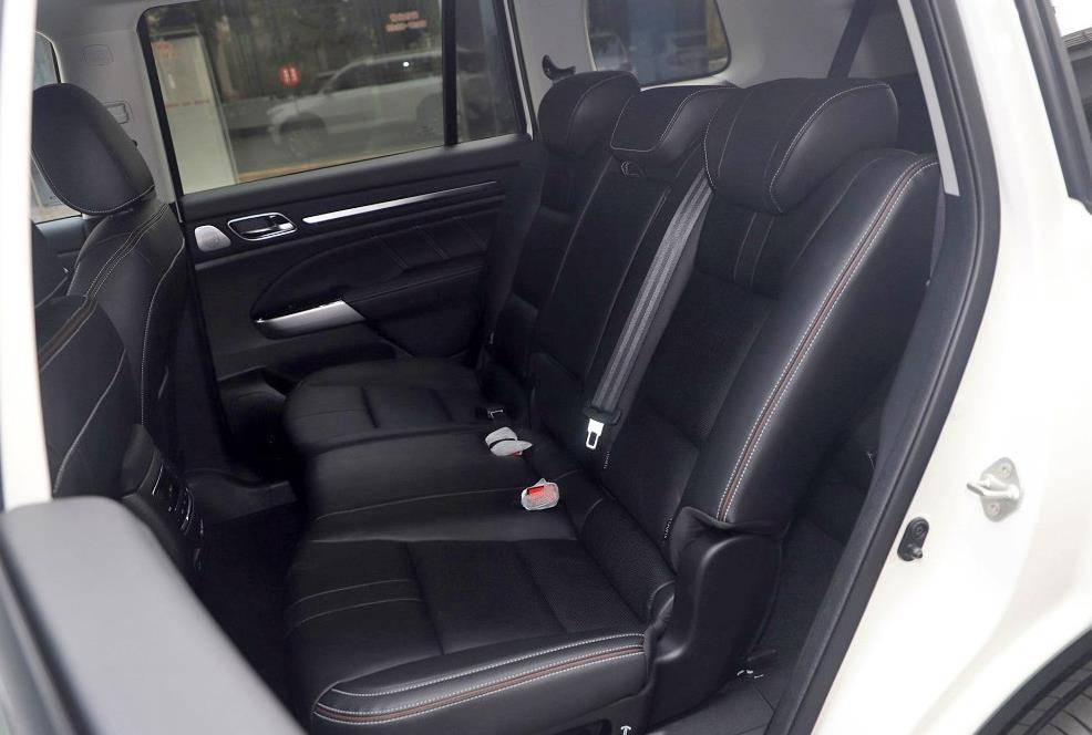 最新款传祺GS8上市！比哈弗H9硬气，爆252马力＋6AT，配四驱系统_搜狐汽车_搜狐网