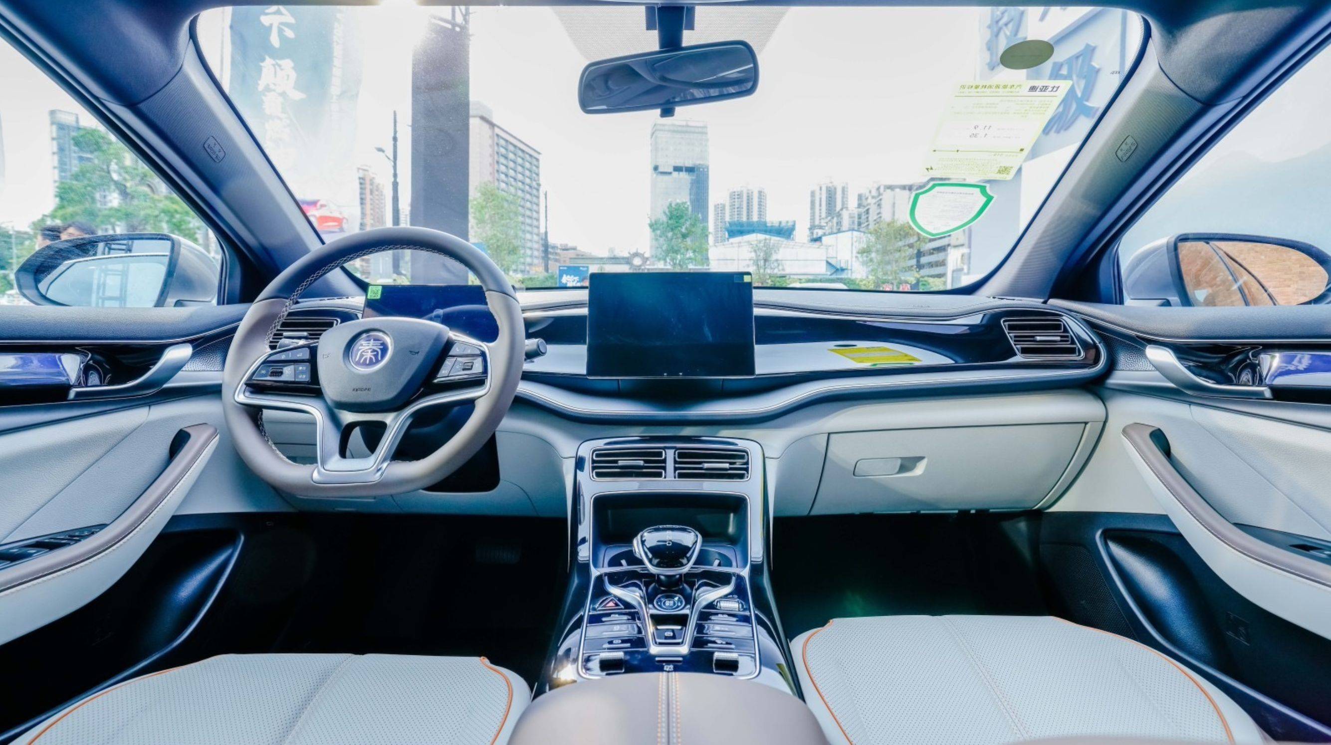 价格下探，配置提升，秦PLUS EV2023冠军版都有哪些变化？_搜狐汽车_搜狐网