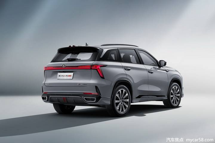 长安第三代CS75 PLUS上市，售12.49-14.99万元，标配爱信8AT！_搜狐汽车_搜狐网