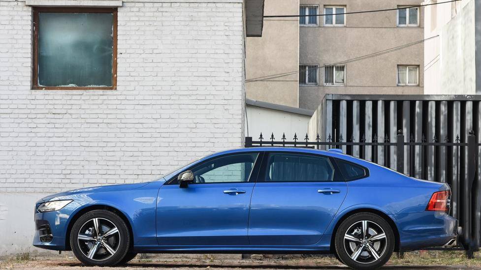 新款沃尔沃S90上市，2.0T爆254马力，比宝马5有气质，国六标准_搜狐汽车_搜狐网