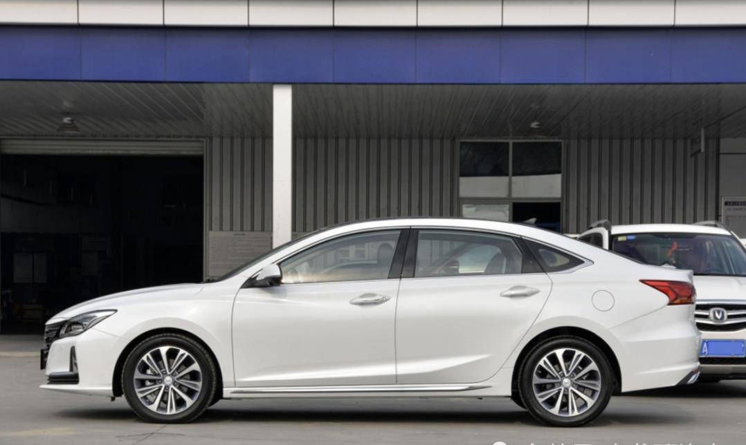 开完锐程CC体验传祺GA6，裸车价不到13万，车主：对比后看出差距_搜狐汽车_搜狐网