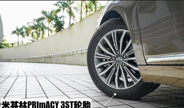 比奥迪A6L空间还大 评测传祺GA8试驾 你的行政座驾_搜狐汽车_搜狐网