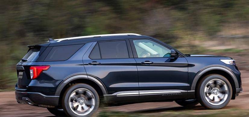 轴距超过3米的良心SUV，标配2.3T爆276马力，连膝部气囊都是标配_搜狐汽车_搜狐网