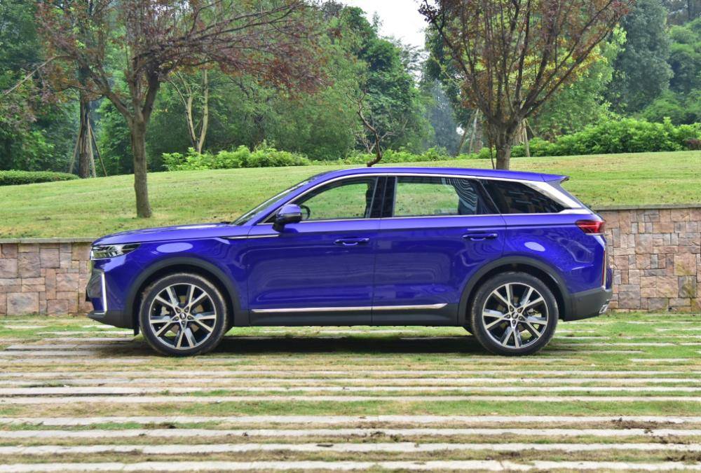 奔腾T99亮相后，就被友商上演真假美猴王戏码，网友：分不清_搜狐汽车_搜狐网